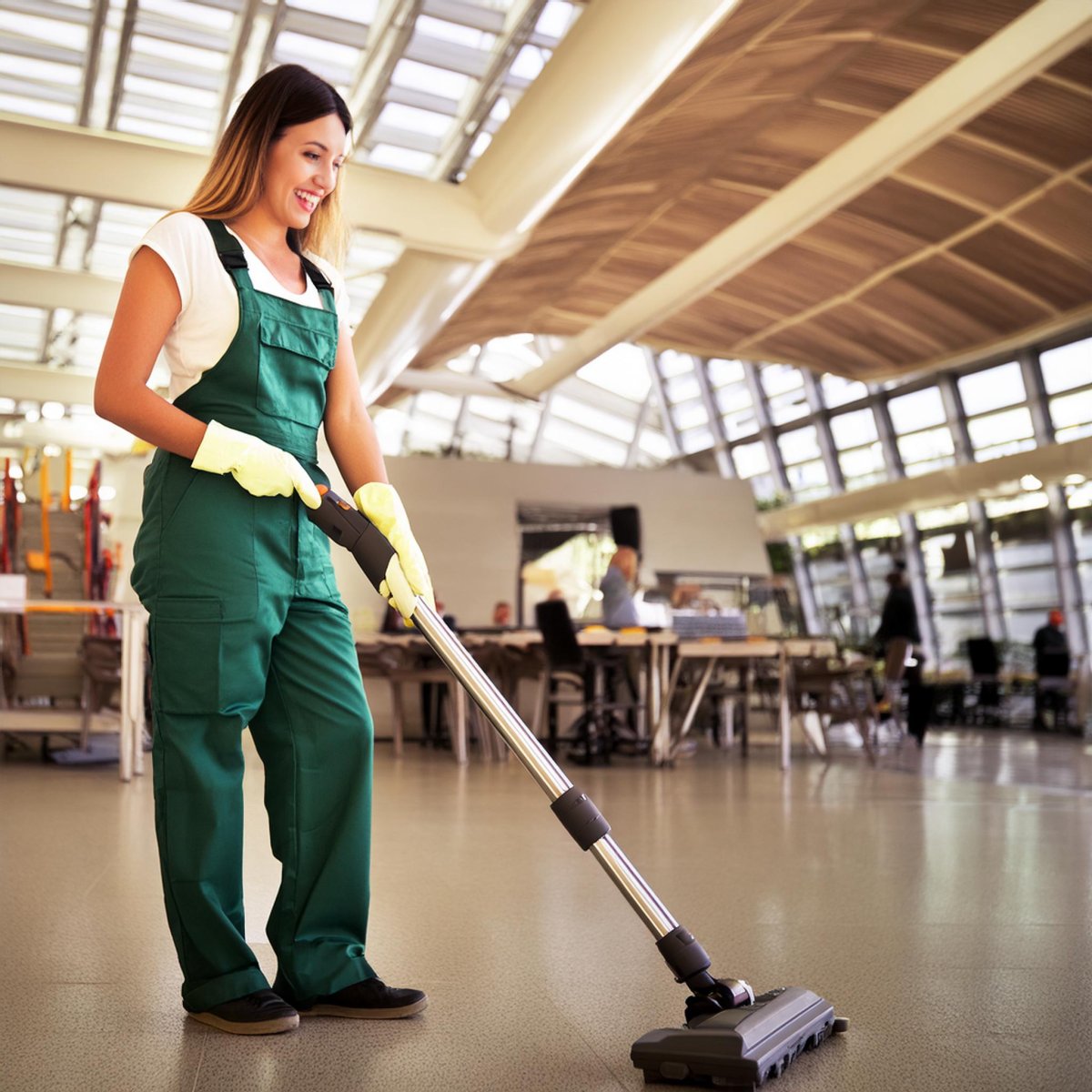 Rengøring - TK Solutions ApS